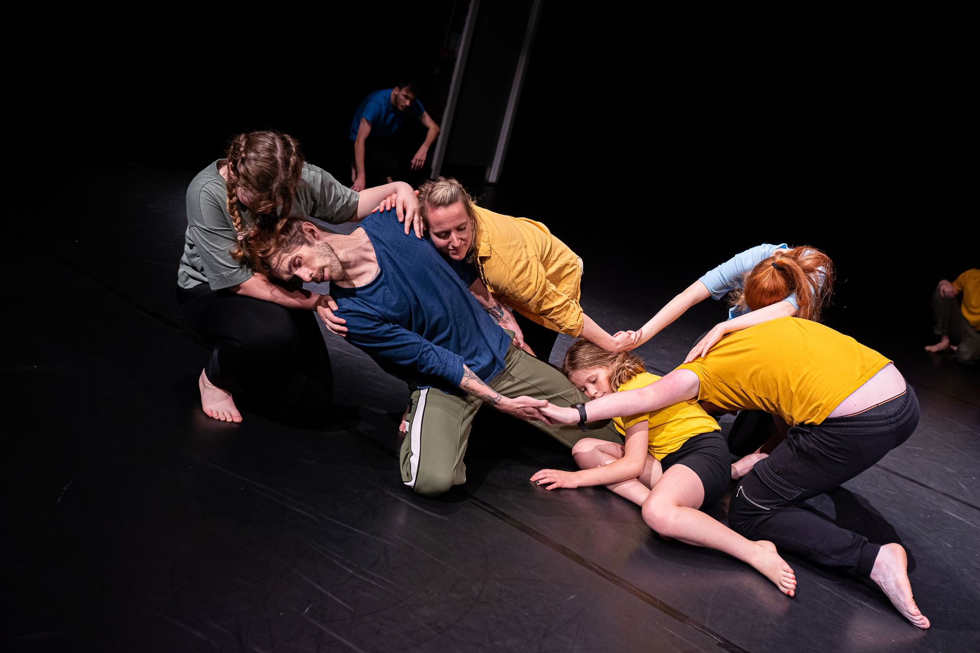 Artis Community Cymuned