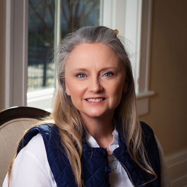 Laurel Wallace's Instagram, Twitter & Facebook on IDCrawl