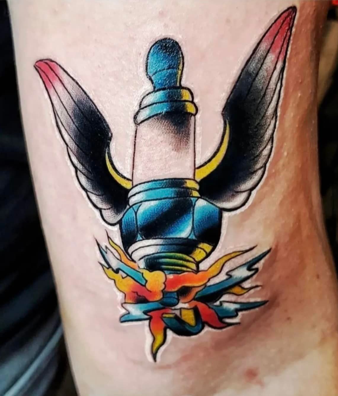 tattoo opleiding, tattoo cursus en piercing cursus | de tattoo school