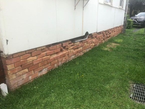 Salt Damaged Bricks in Central Coast | Heritage Bricklaying & Remedial