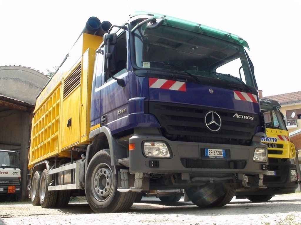 Escavatori a risucchio - Val di Susa - Torino - Soffietto Servizi ...