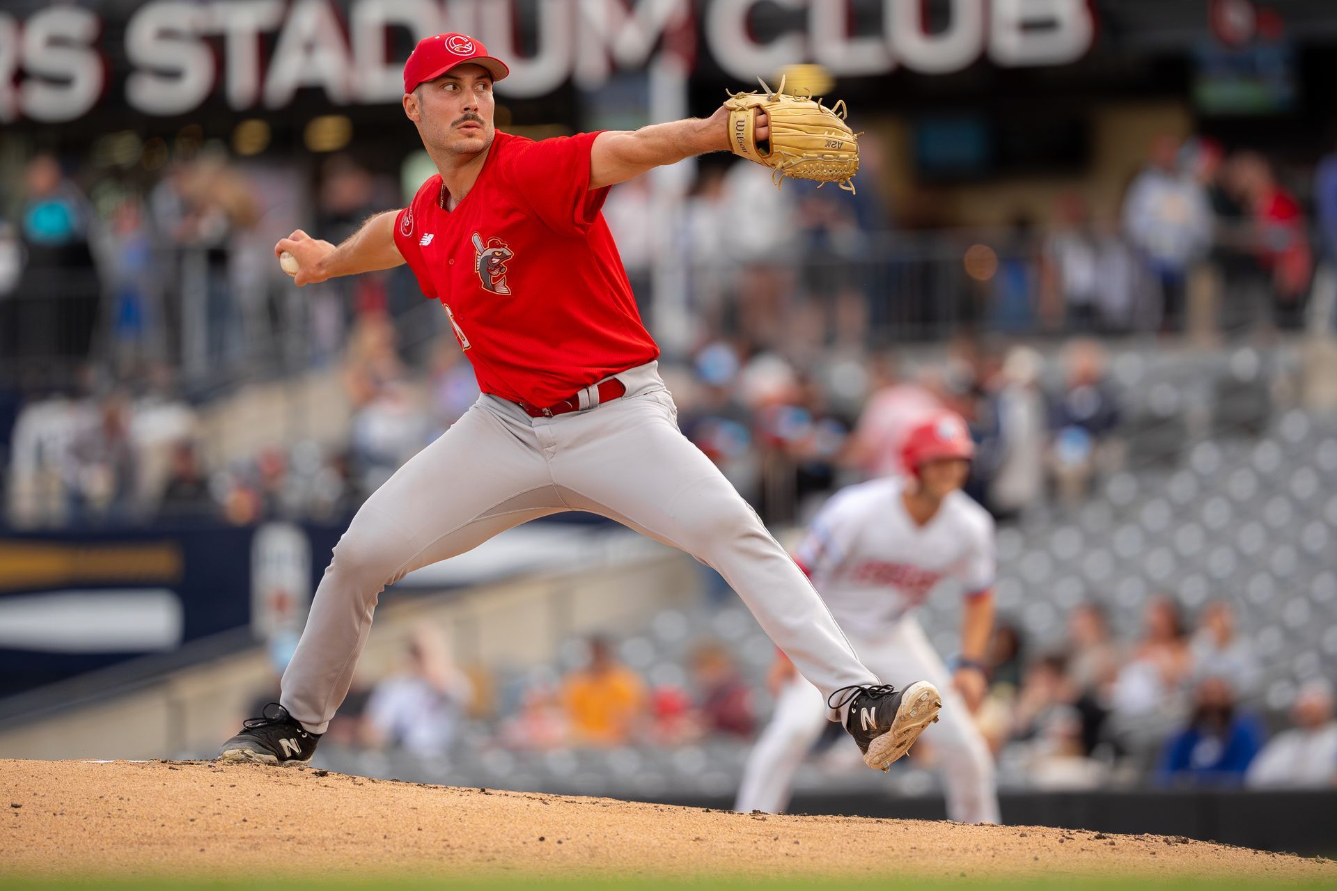 Chicago Sweeps Series With Extra-Innings Win