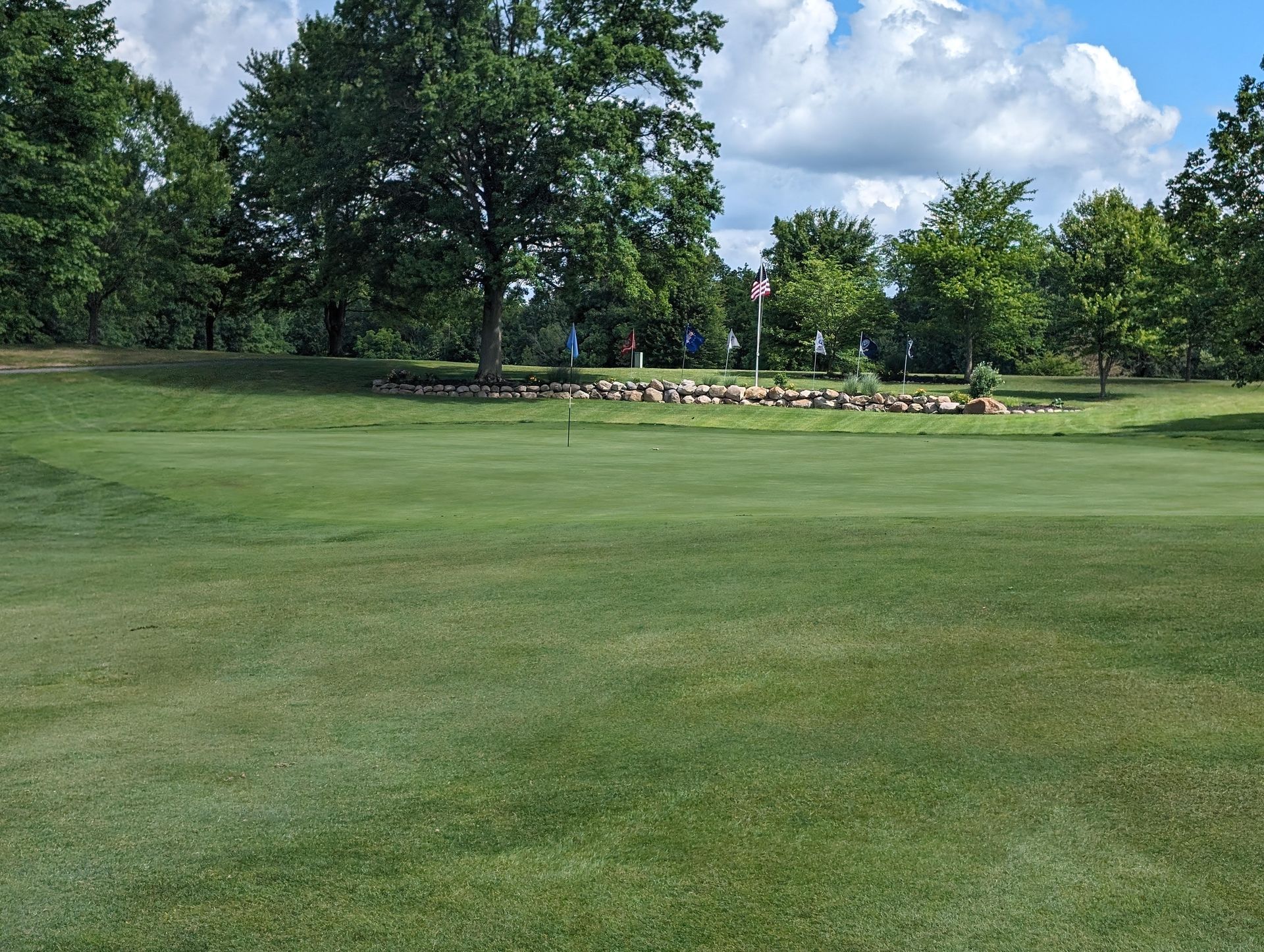 Golf Course in Salem, Ohio | Salem Hills Golf & Country Club