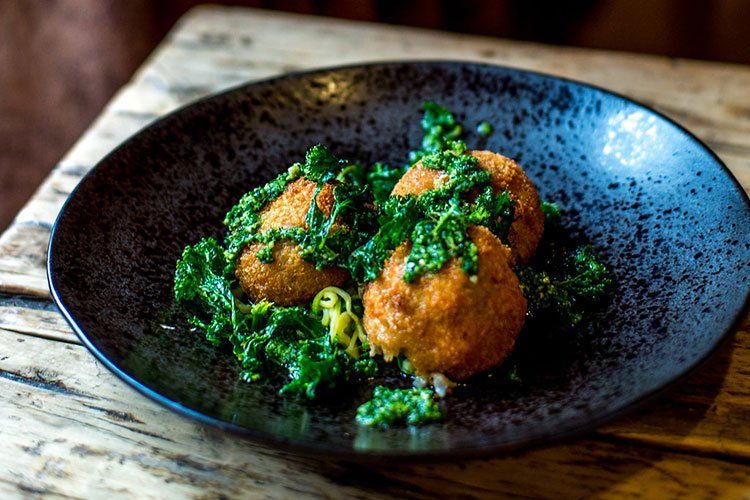 The Boot Inn, Lapworth - Restaurant and Country Pub - Eating out in ...