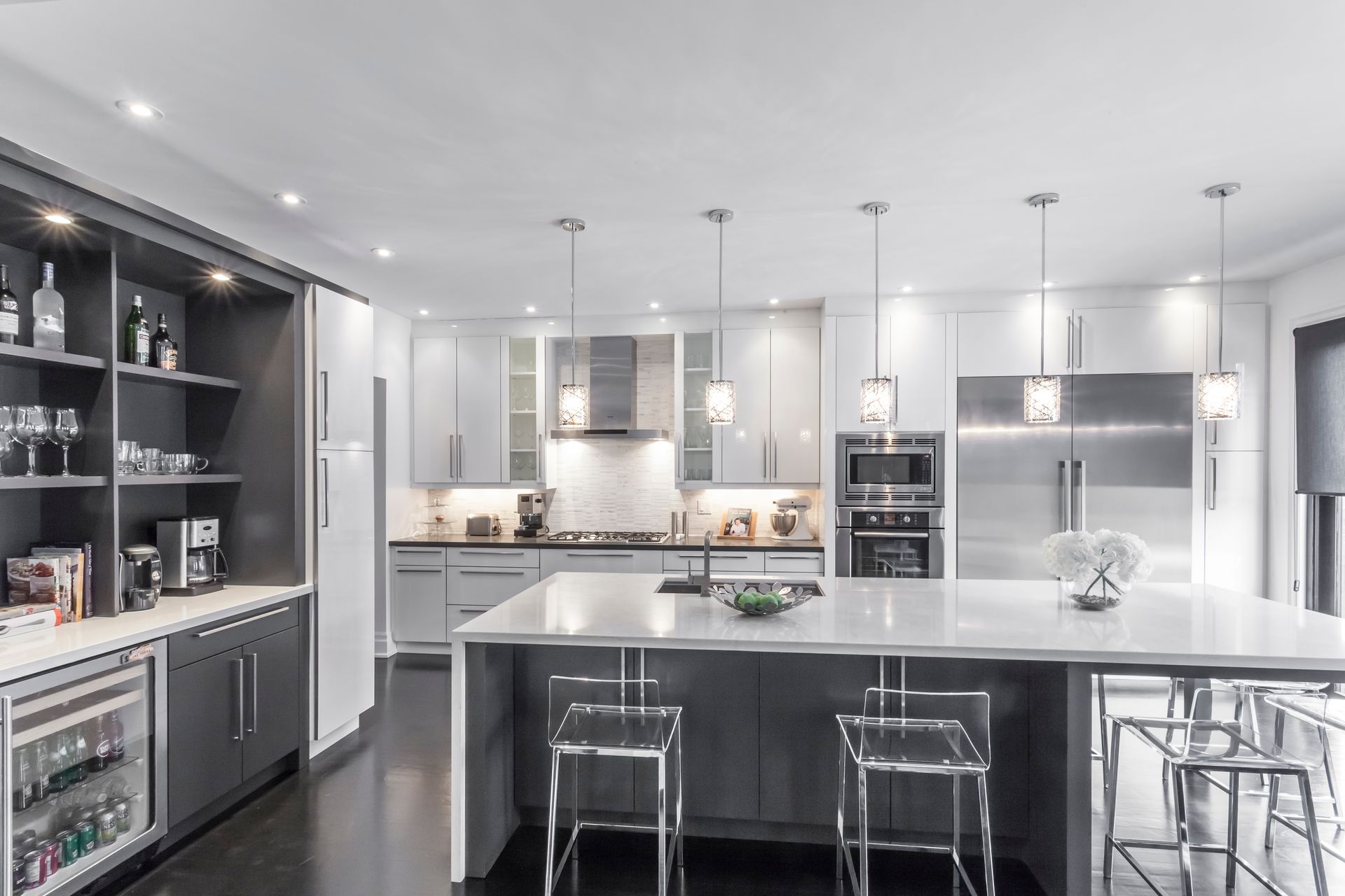 Kitchen Renovation & Kitchen Cabinets | Mississauga, ON | Kitchen Land