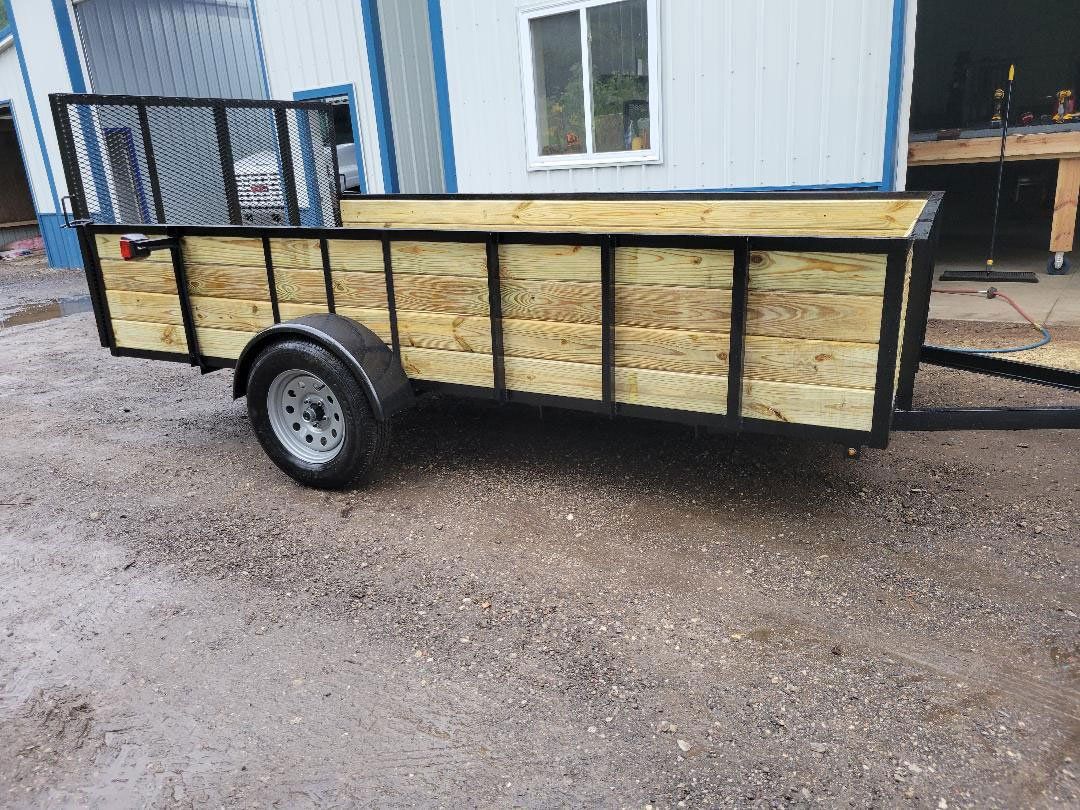 Custom Fab Trailers | Holland, OH | Barnaby’s Equipment