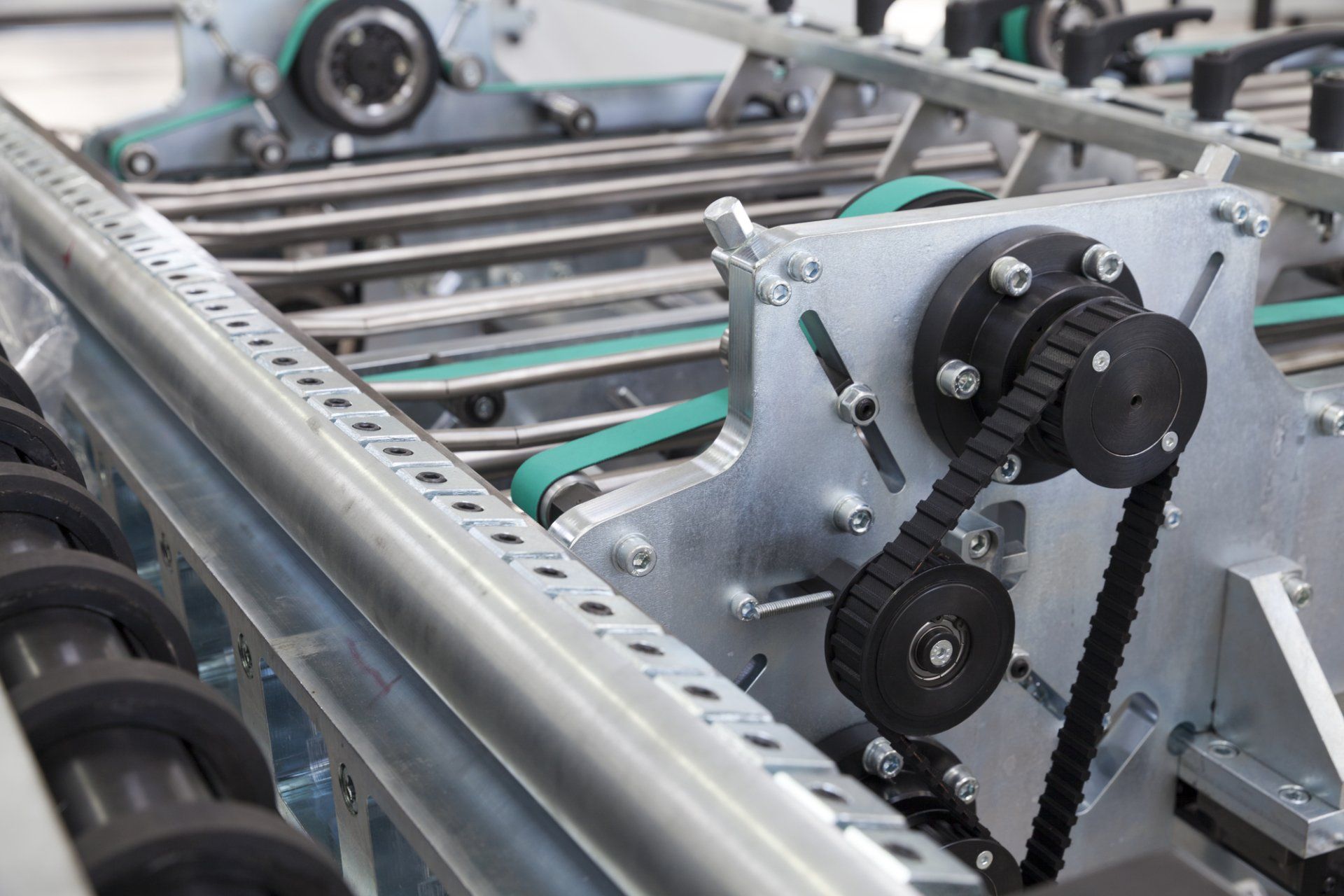 Industrial Equipment in Irving, TX - Thompson Bearings & PT, LLC