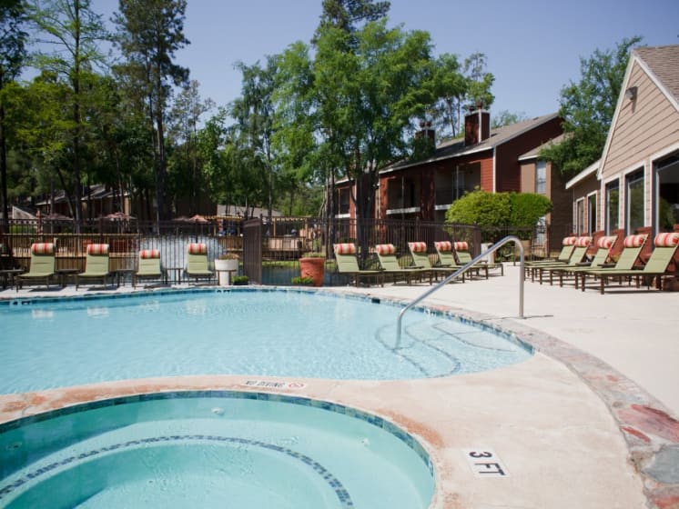 Apartments in The Woodlands, TX | Trailpoint at the Woodlands