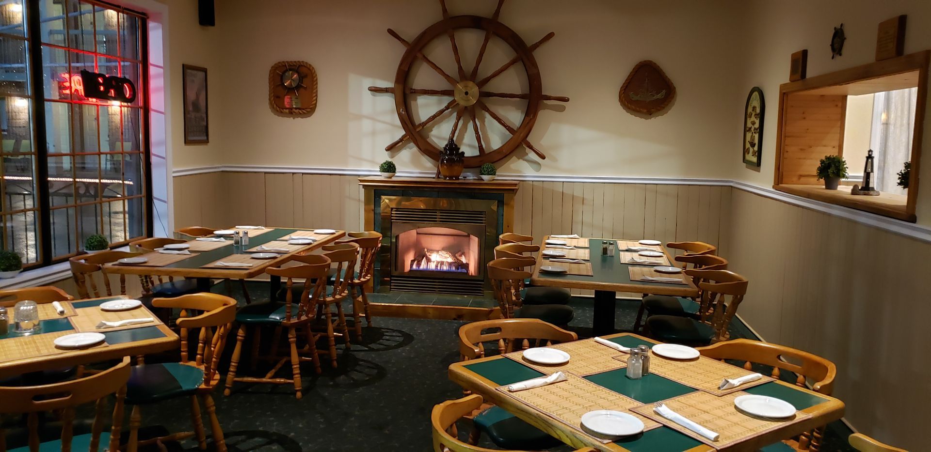 Riviera Inn & Suites | Gananoque, Ontario