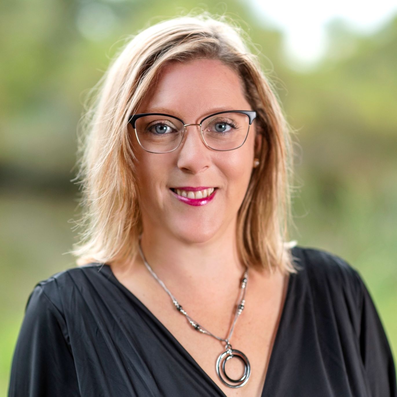 About | Beth Hennick Ohio Realtor & The Hennick Group