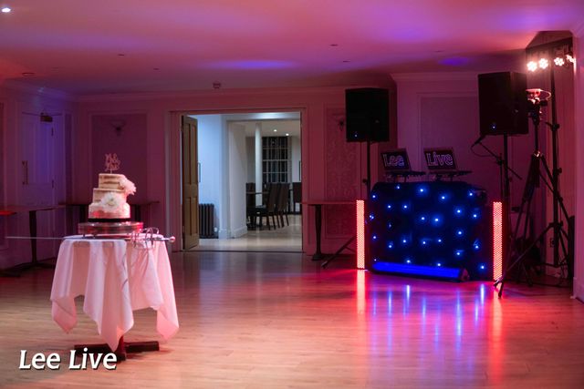 Carberry tower wedding cost | Beachweddingtips.com