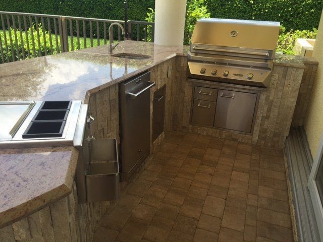 L-Shaped Outdoor Kitchens & Ideas | HL Posey Builders