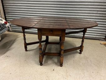 Surrey Furniture | Second Hand Furniture | About Us