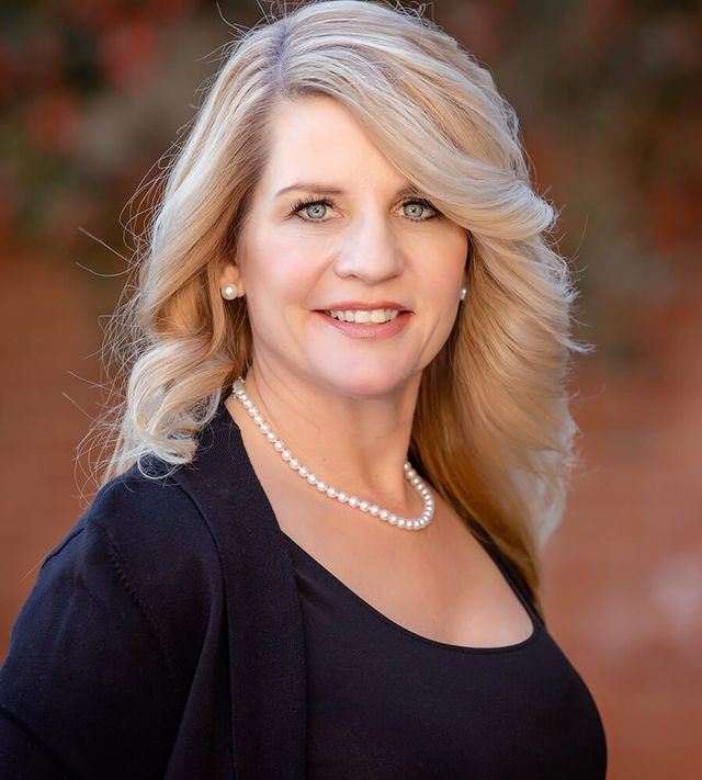 Lisa Stutts's Instagram, Twitter & Facebook on IDCrawl