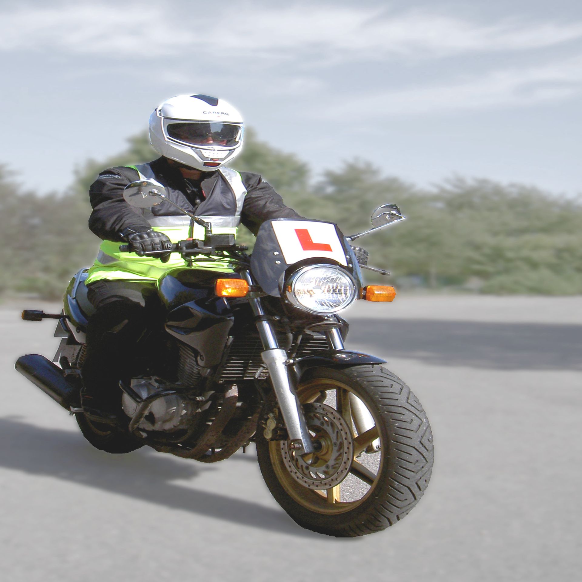 HOME [www.tizwazridertraining.co.uk]