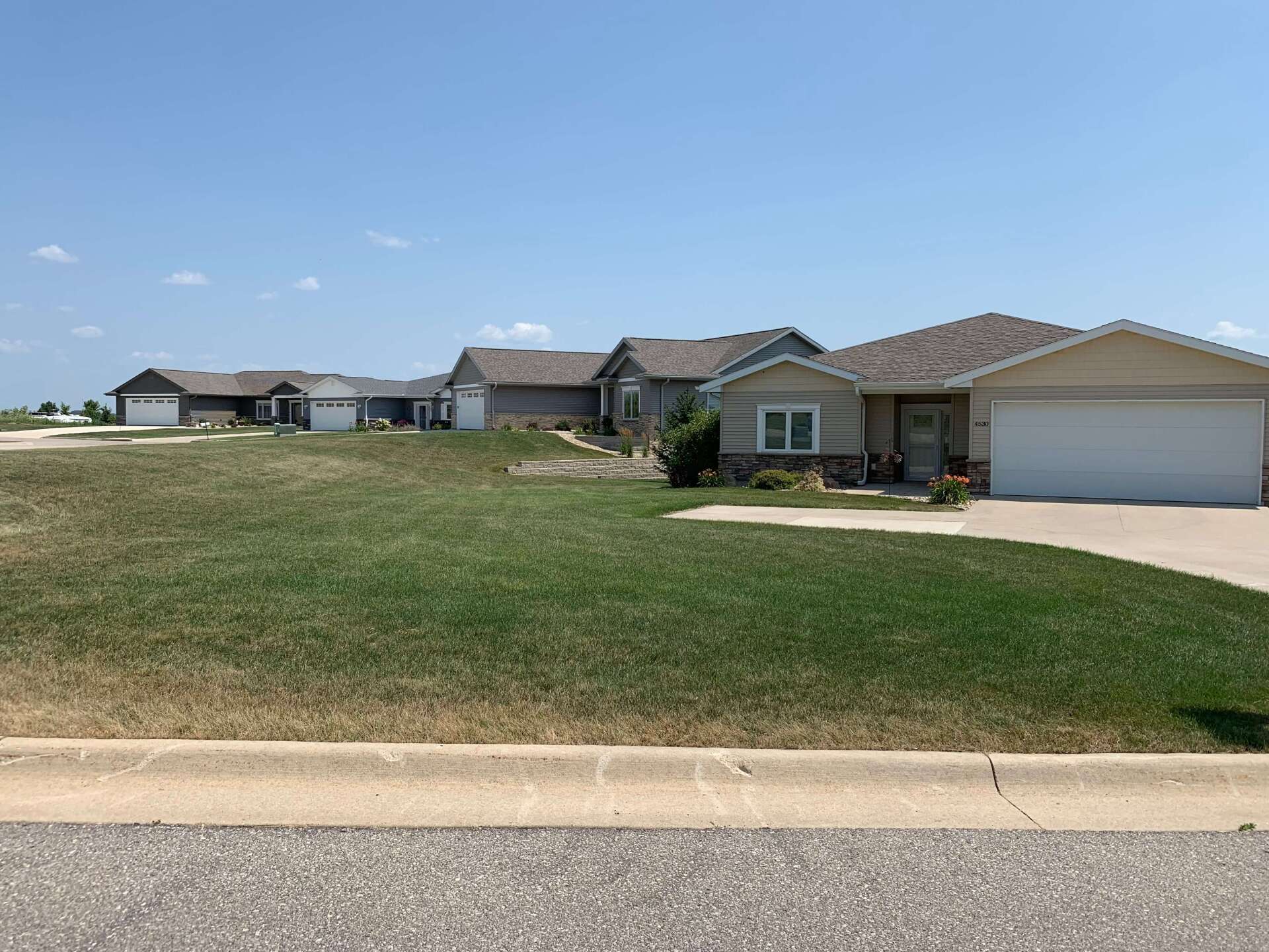 Landmark Commons | Active Adult 55+ Retirement Community