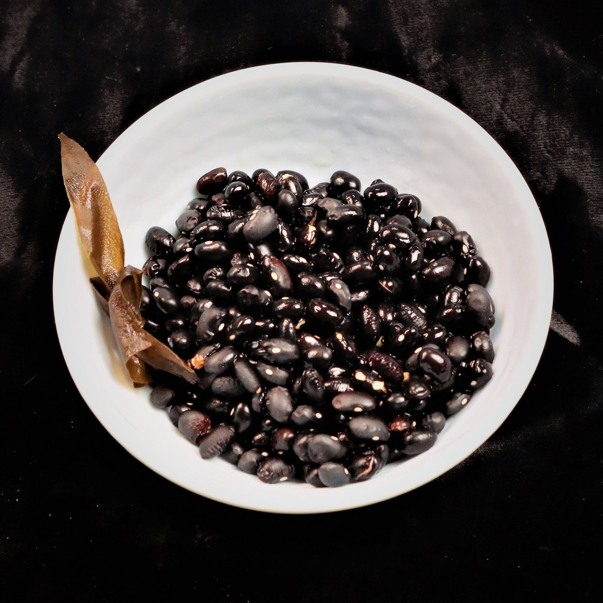 "The Ultimate Guide to Cooking Perfect Dried Beans: Tips and Techniques"