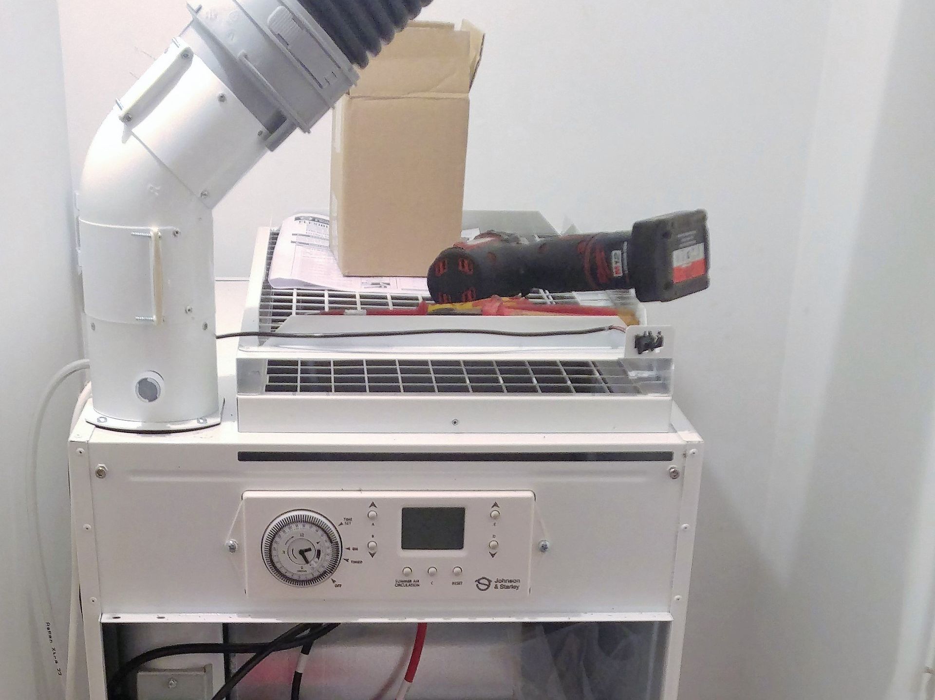 Install and repair warm air heating system in Nottingham