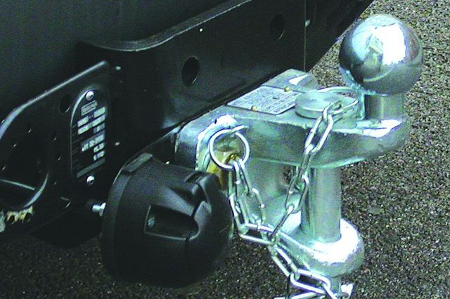 Tow bar services MB Towbars Ltd