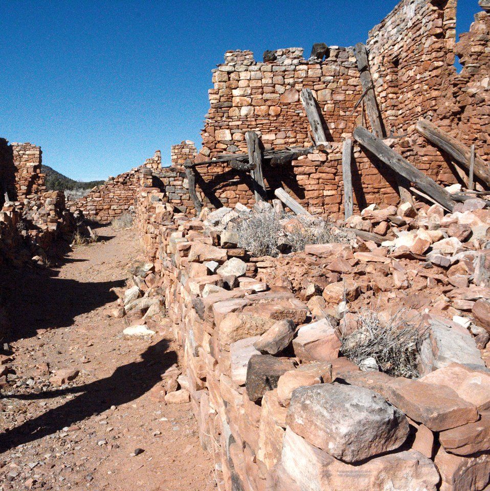 Fort Apache Historic Park