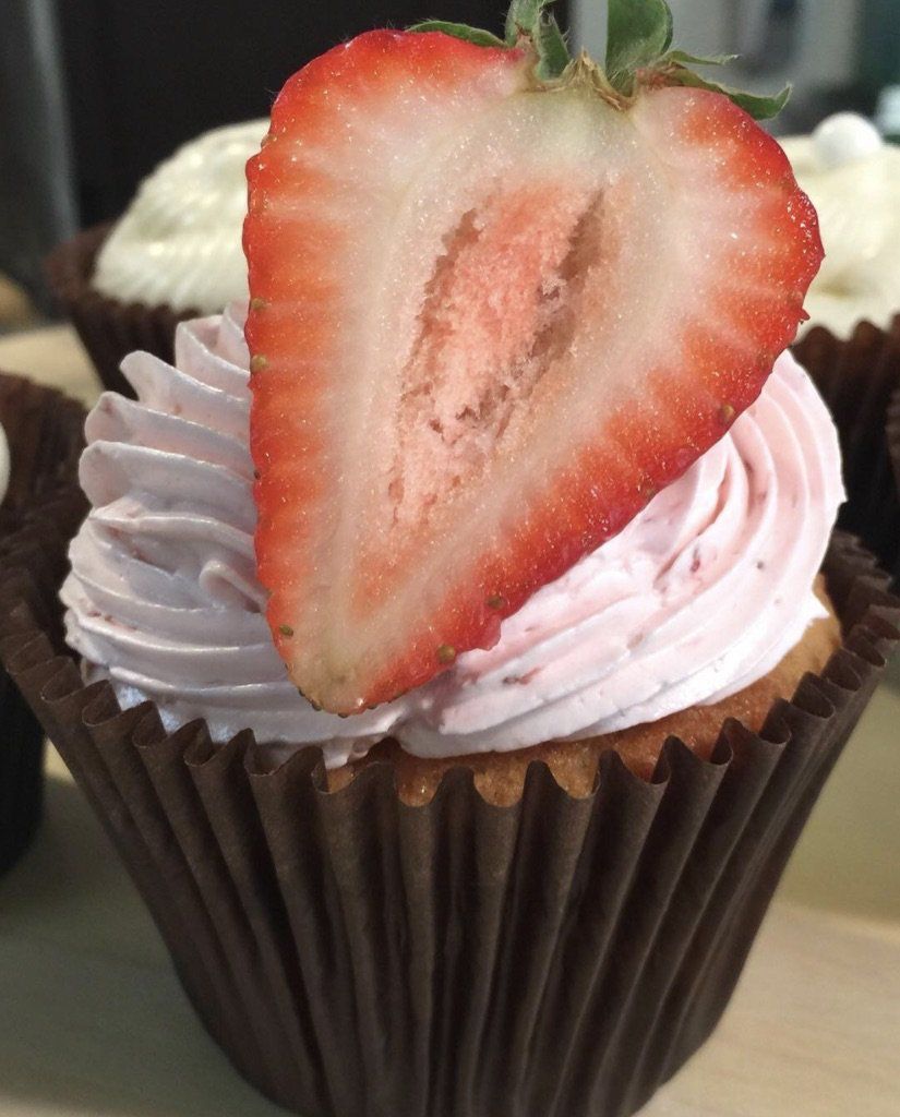 Chic Sweets Fine Desserts - Houston