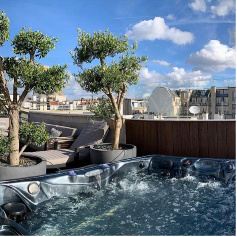 Différence entre un spa et un jacuzzi : ce qu’il faut savoir