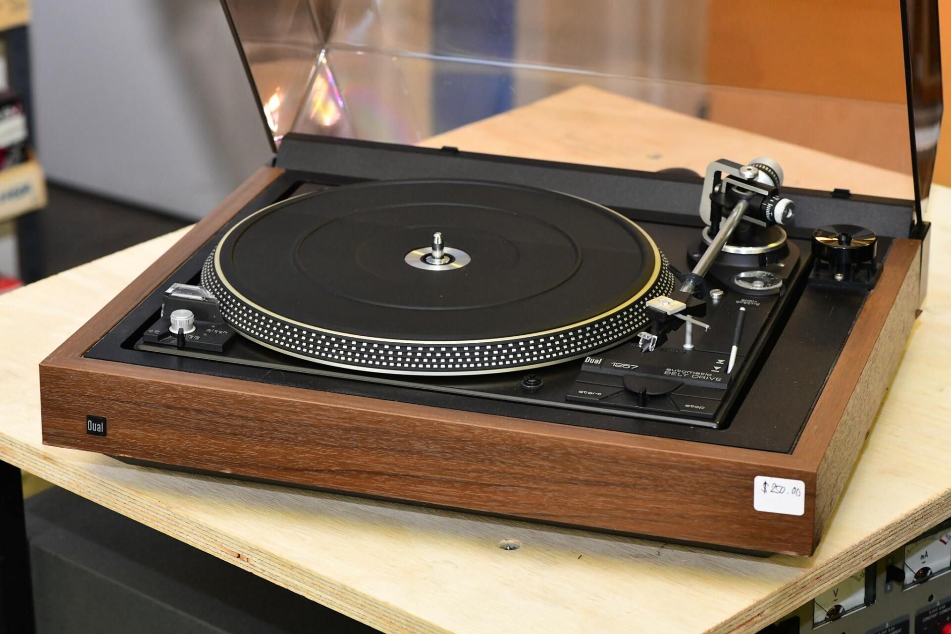 Vintage Audio Electronics Repair | St. Louis, MO