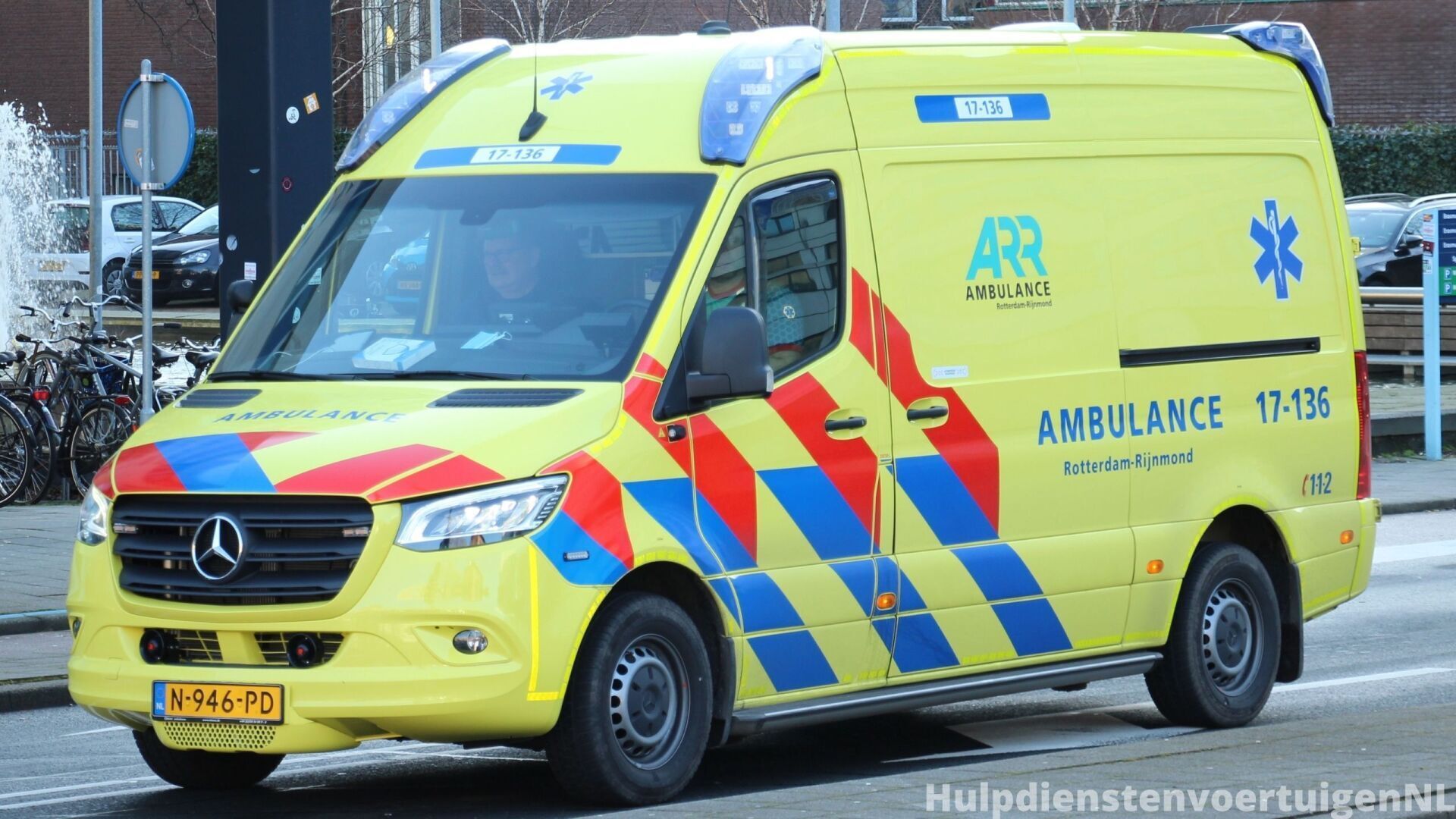 Ambulances Regio 17 Rotterdam-Rijnmond