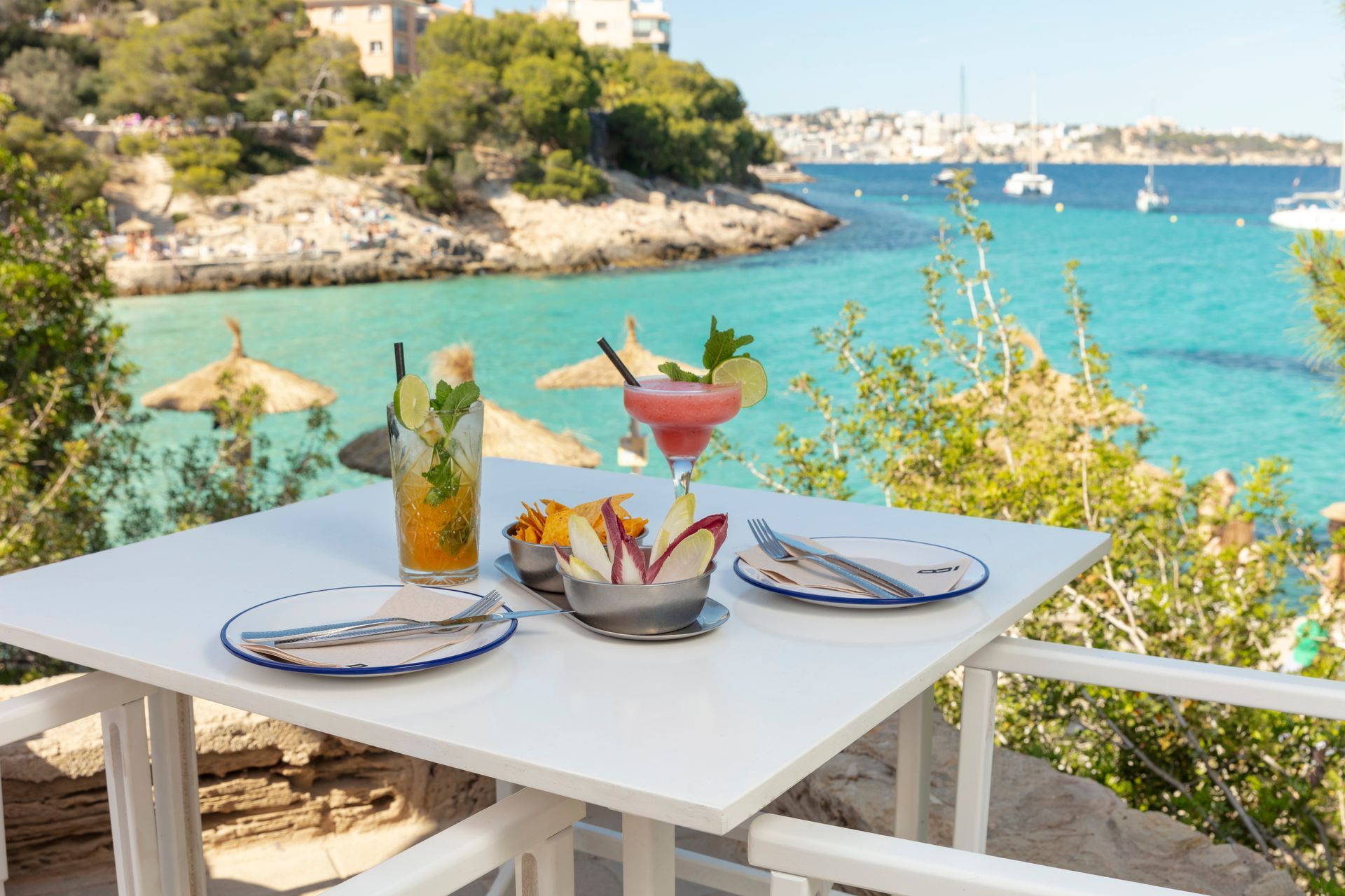 Restaurante en la playa de Illetas | Beewi Illetas