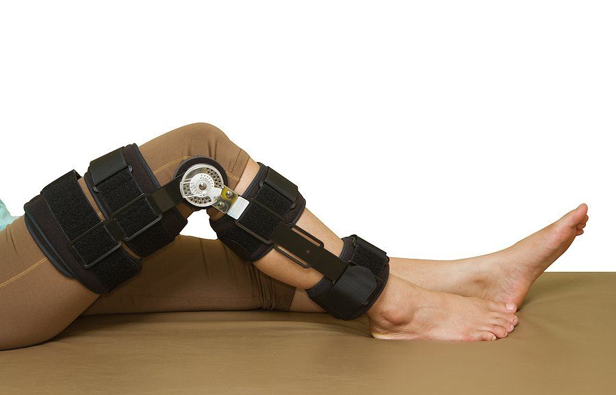 Bracing 101: Understanding Knee Braces | Delta Physiotherapy