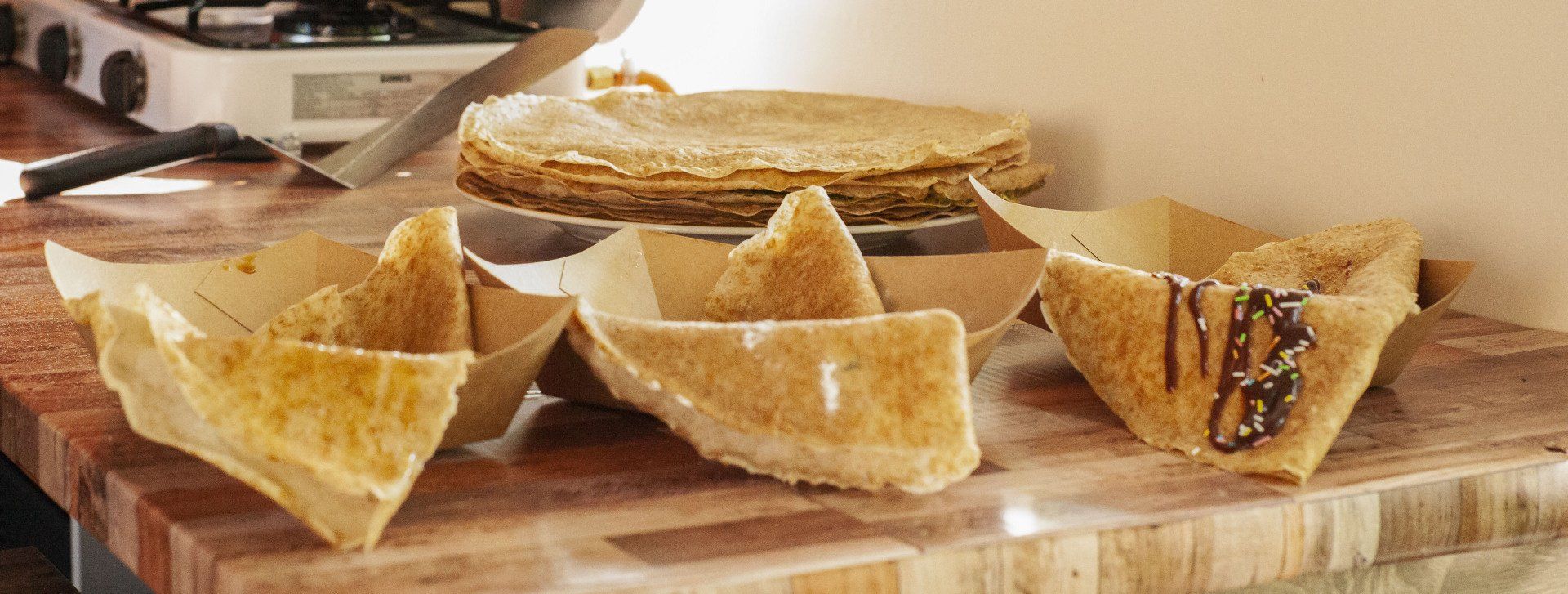 Pannenkoeken foodtruck huren? 👨‍🍳 Lotties Pannenkoeken Foodtruck