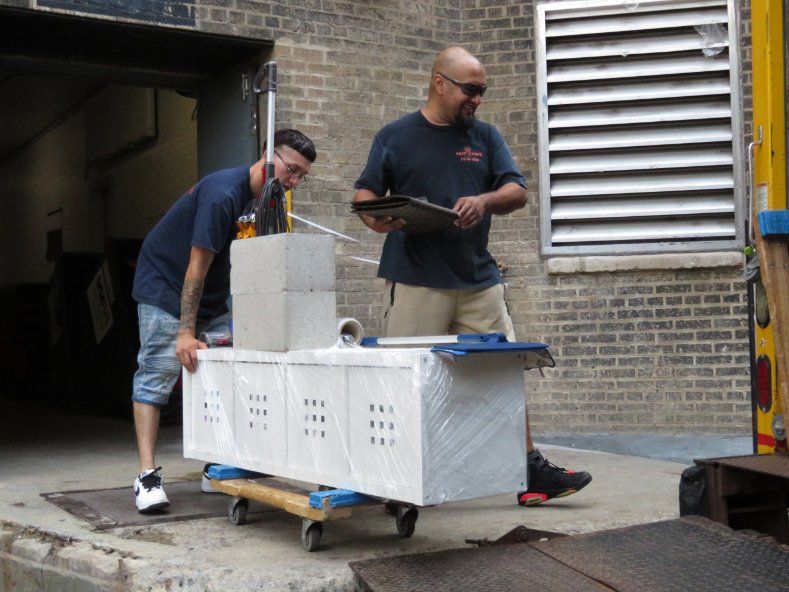 Local Movers Chicago | Moving Companies Chicago | Wolley Movers