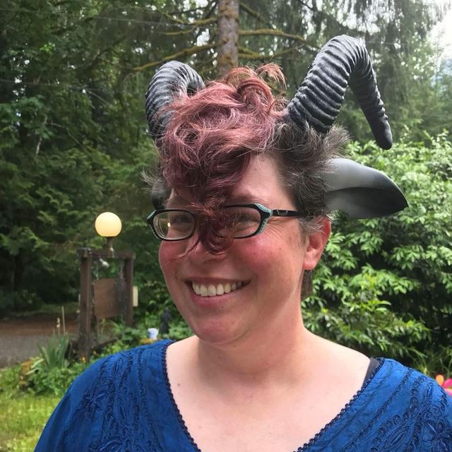 Angie Can's Instagram, Twitter & Facebook on IDCrawl