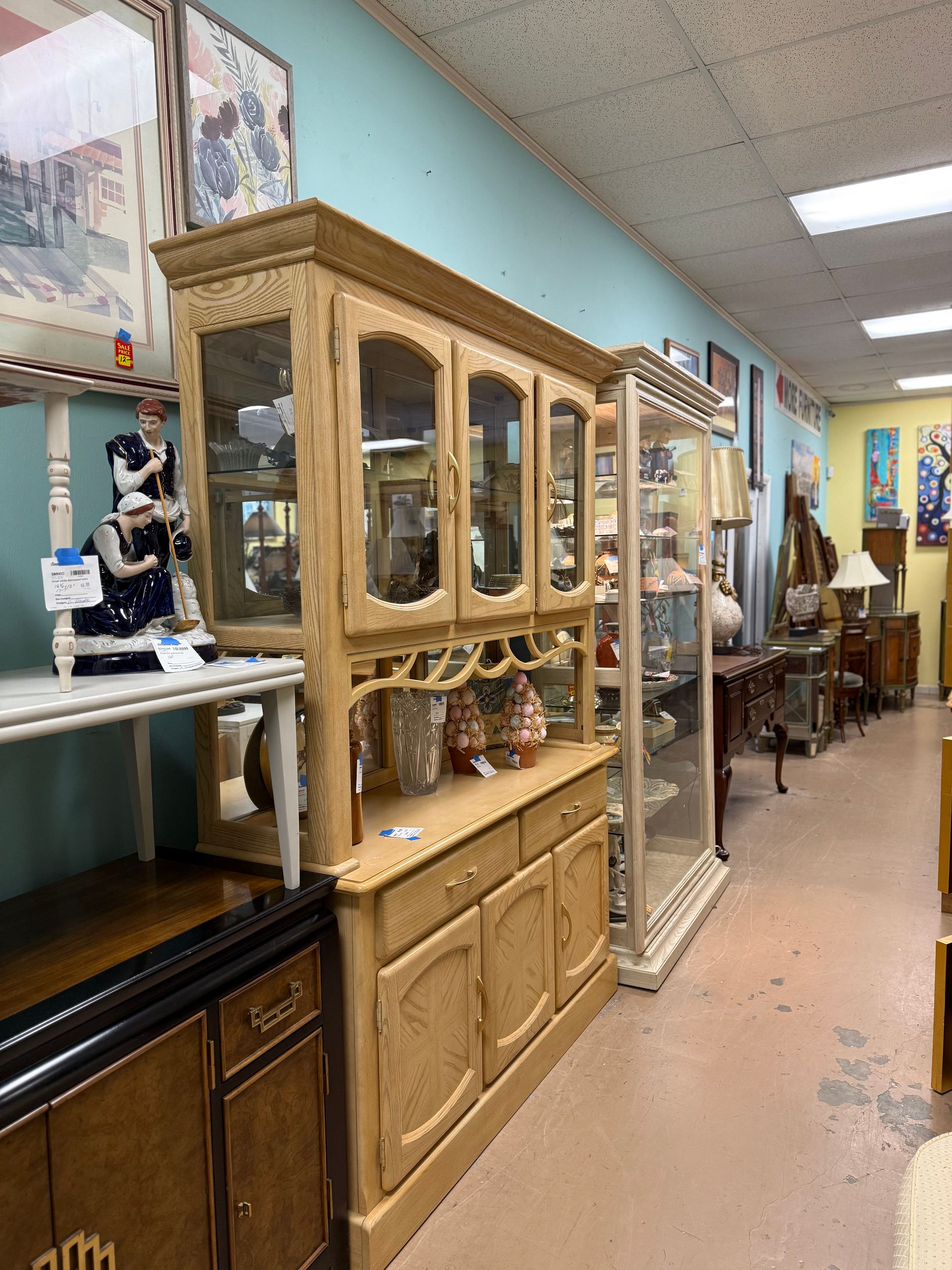 Moving and Consignment Combined - Short Moves Inc.