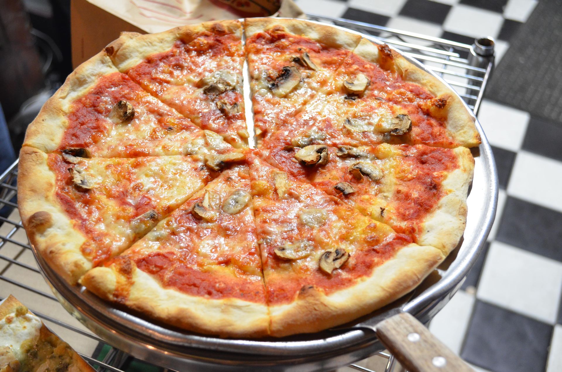 Italian Restaurant, Pizza & Cocktail Lounge New Milford, CT