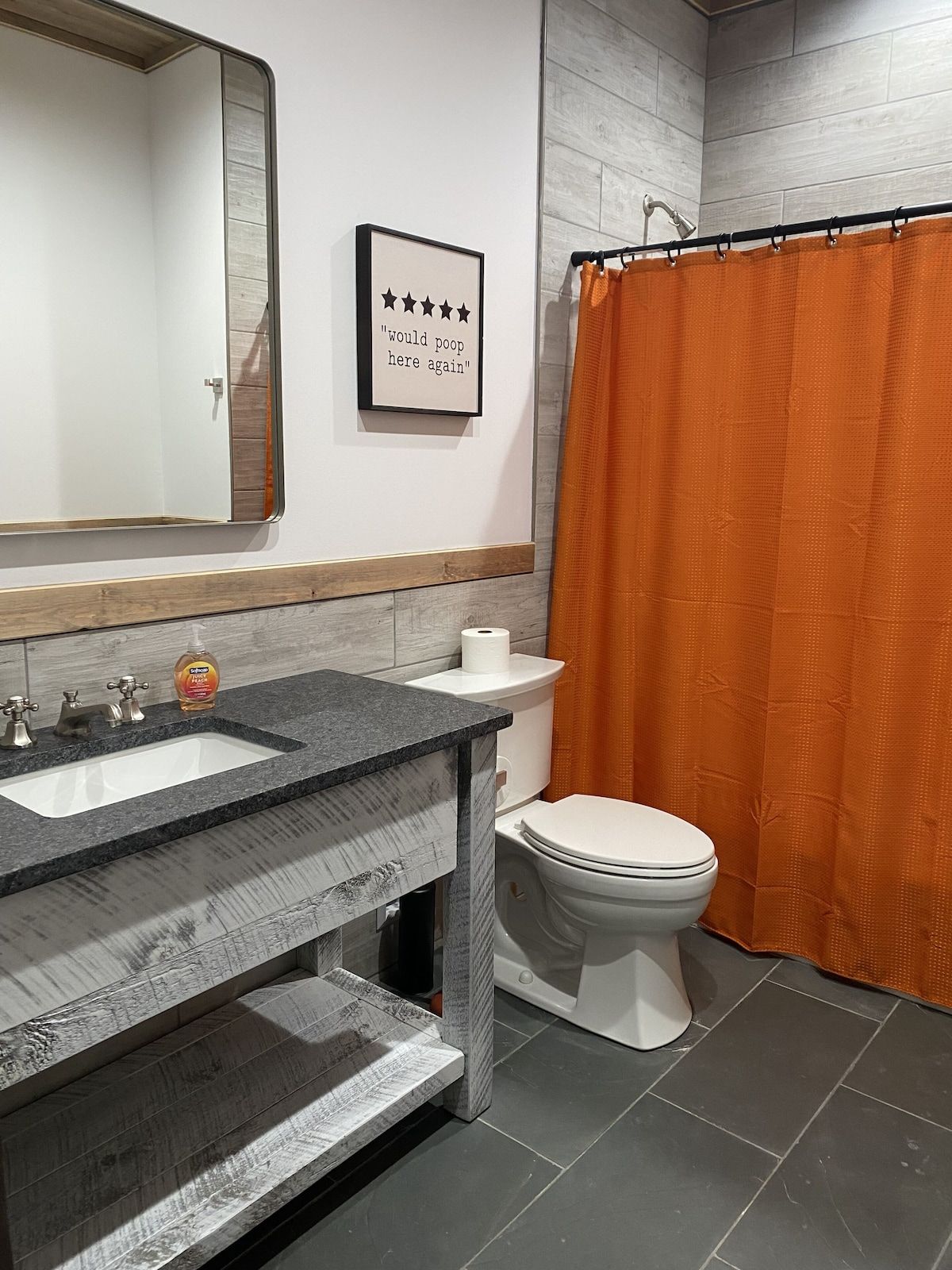 Camelback Ski House - Pocono Lodge Rentals