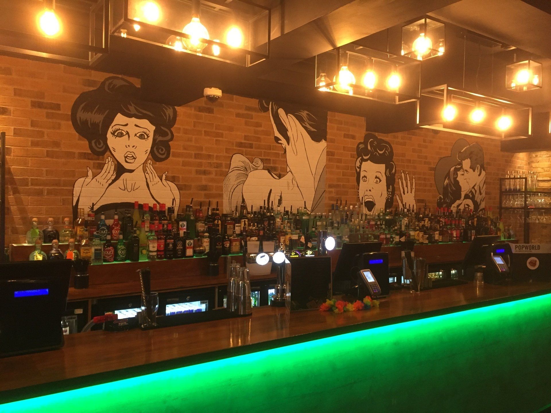 Traditional Signwriting, Custom Signwriting, sign painting,