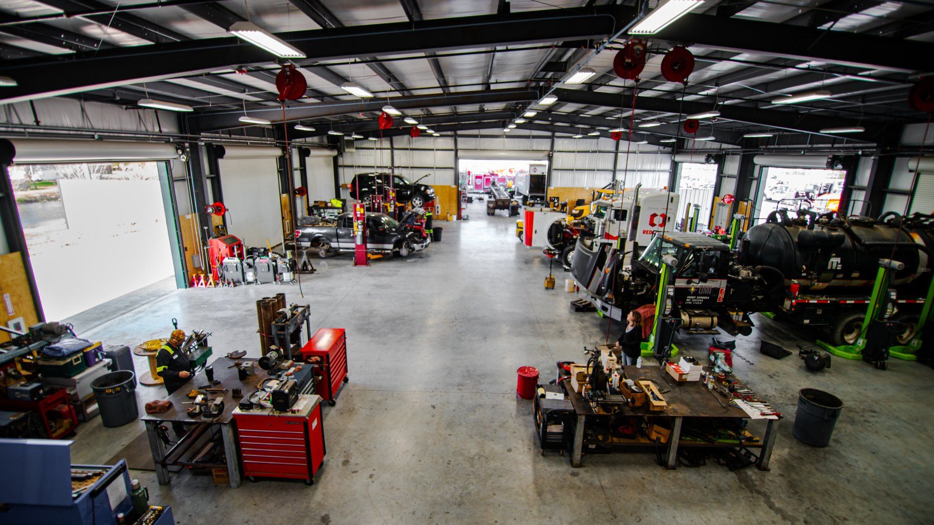 Heavy-Duty Towing & Repair | Full-Service Heavy-Duty Truck & Trailer ...