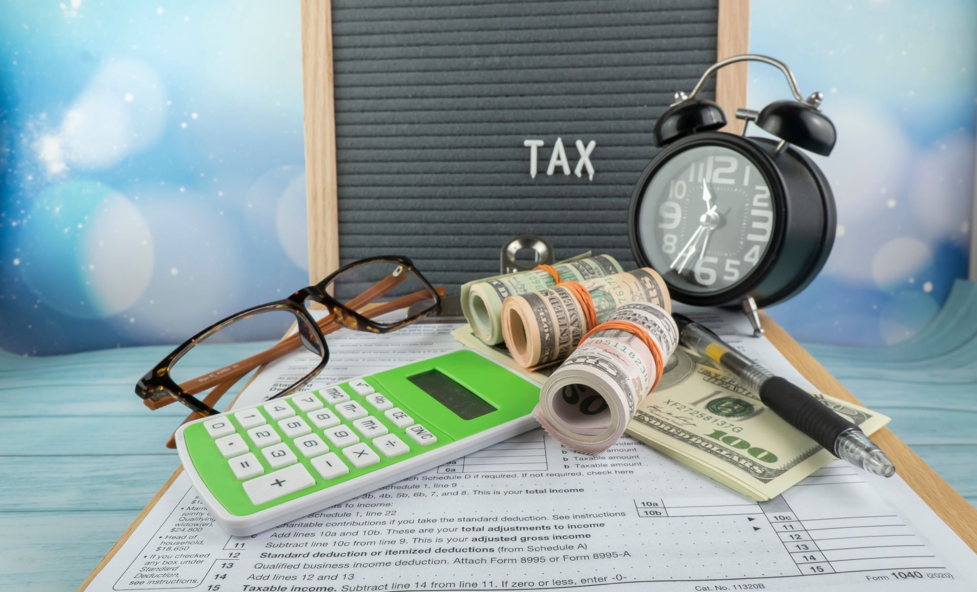 Tax Maze Made Easy: Simplifying Complexity & Finding Solutions