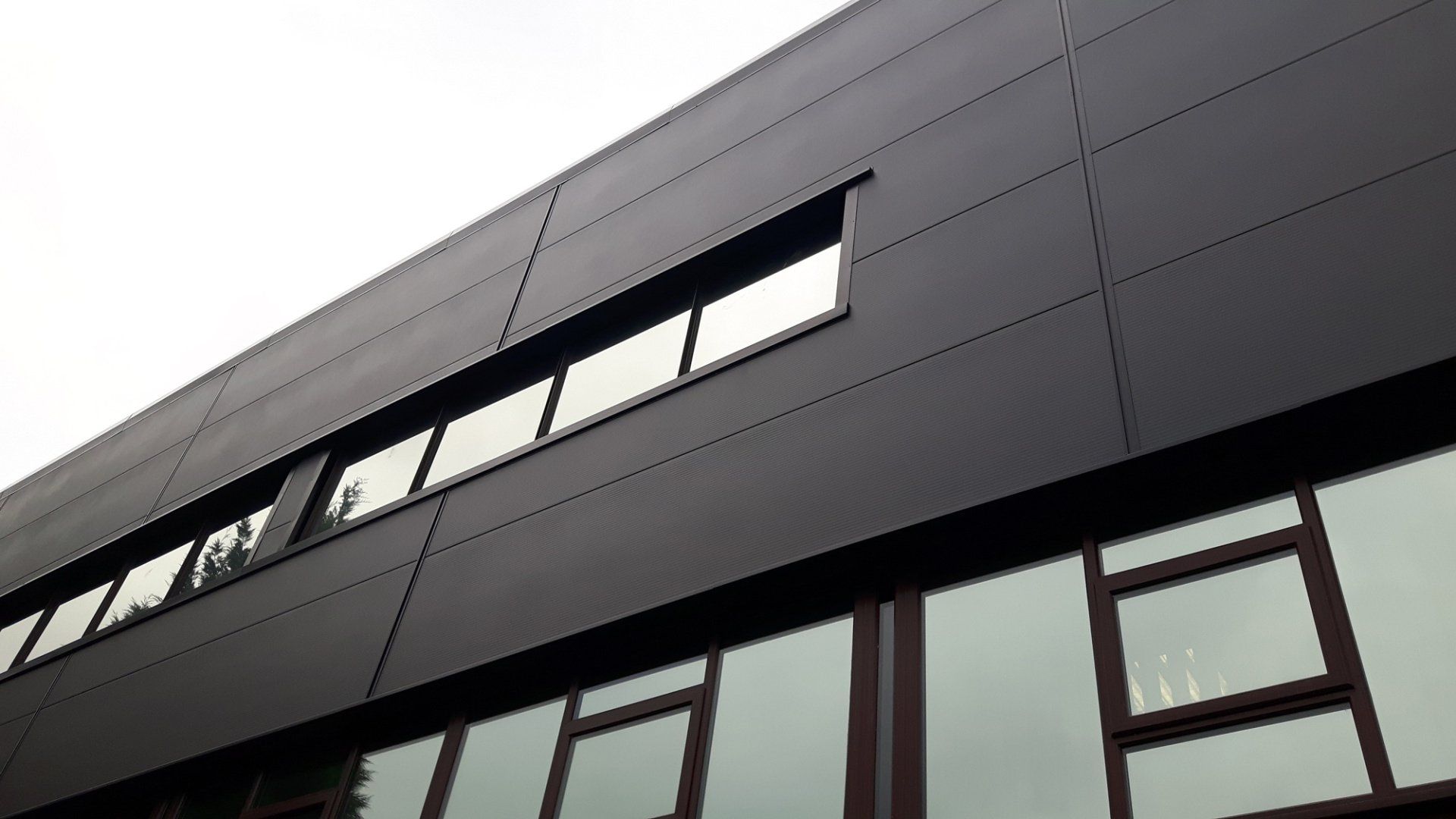 Support for the growing modular and portable sector