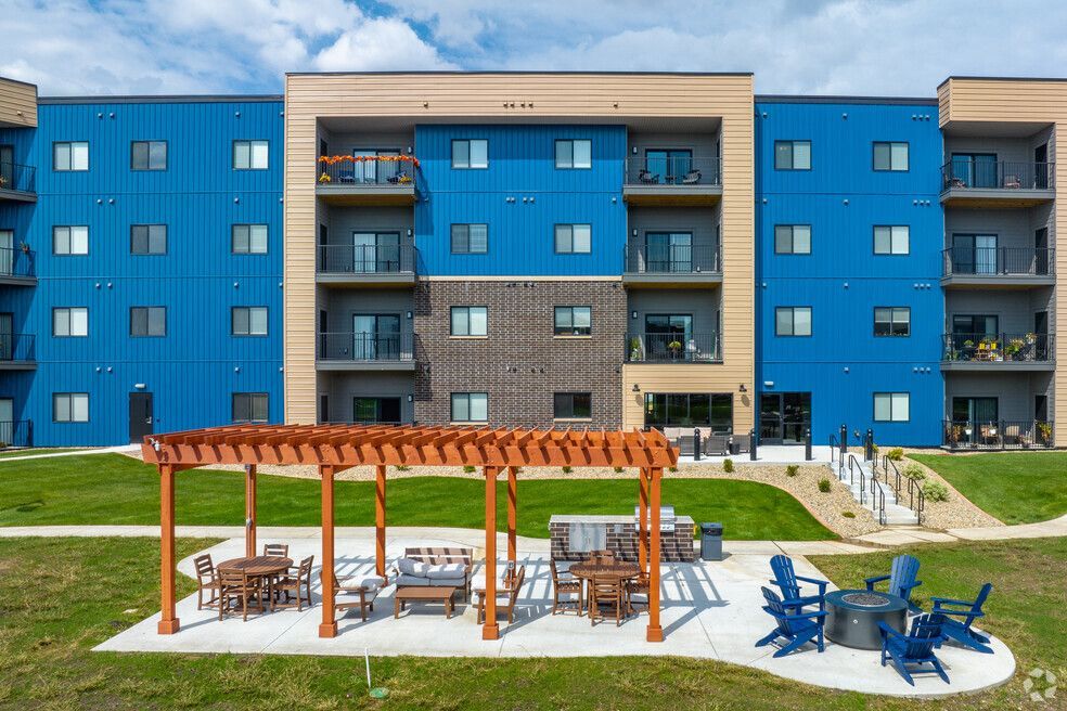 Gallery | The Landing at Legends