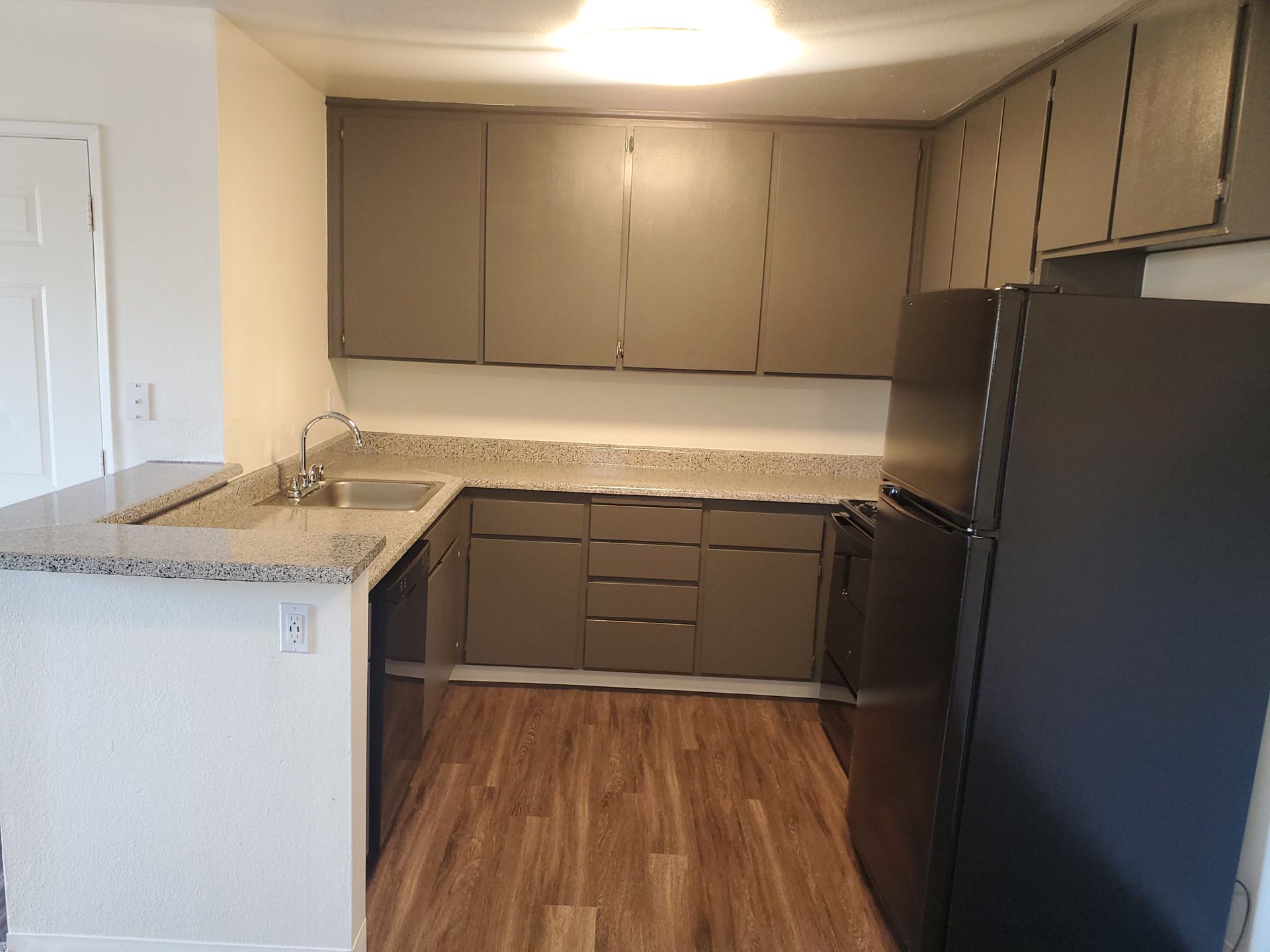 Carmel Pointe Apartments