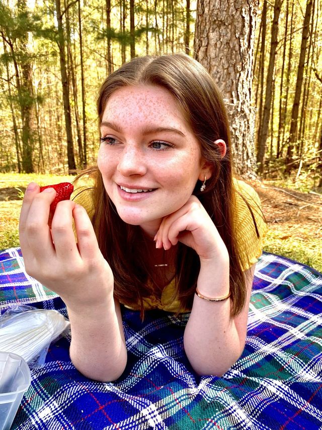 Allison Hurley's Instagram, Twitter & Facebook on IDCrawl