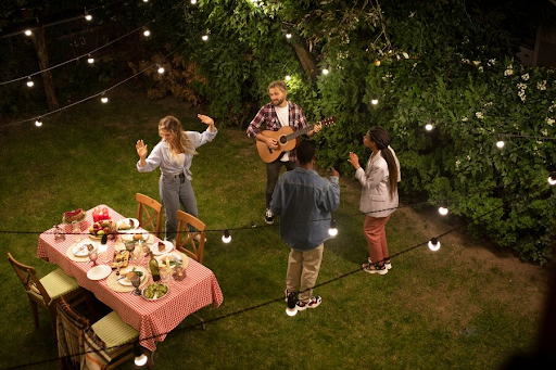 Outdoor Parties: Ultimate Guide to Hosting Memorable Events