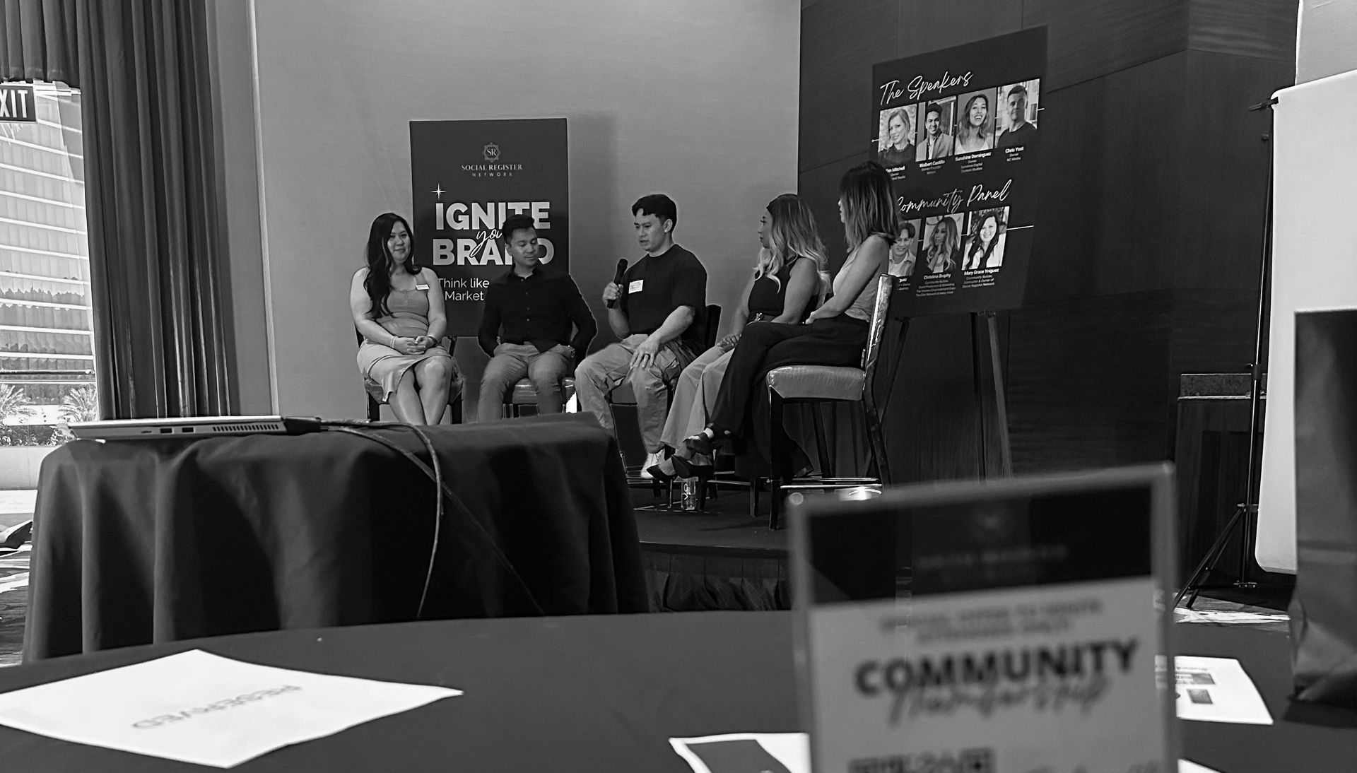 Social Register Network