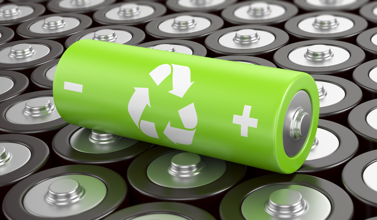 Researchers develop new metal-free, recyclable polypeptide battery that ...