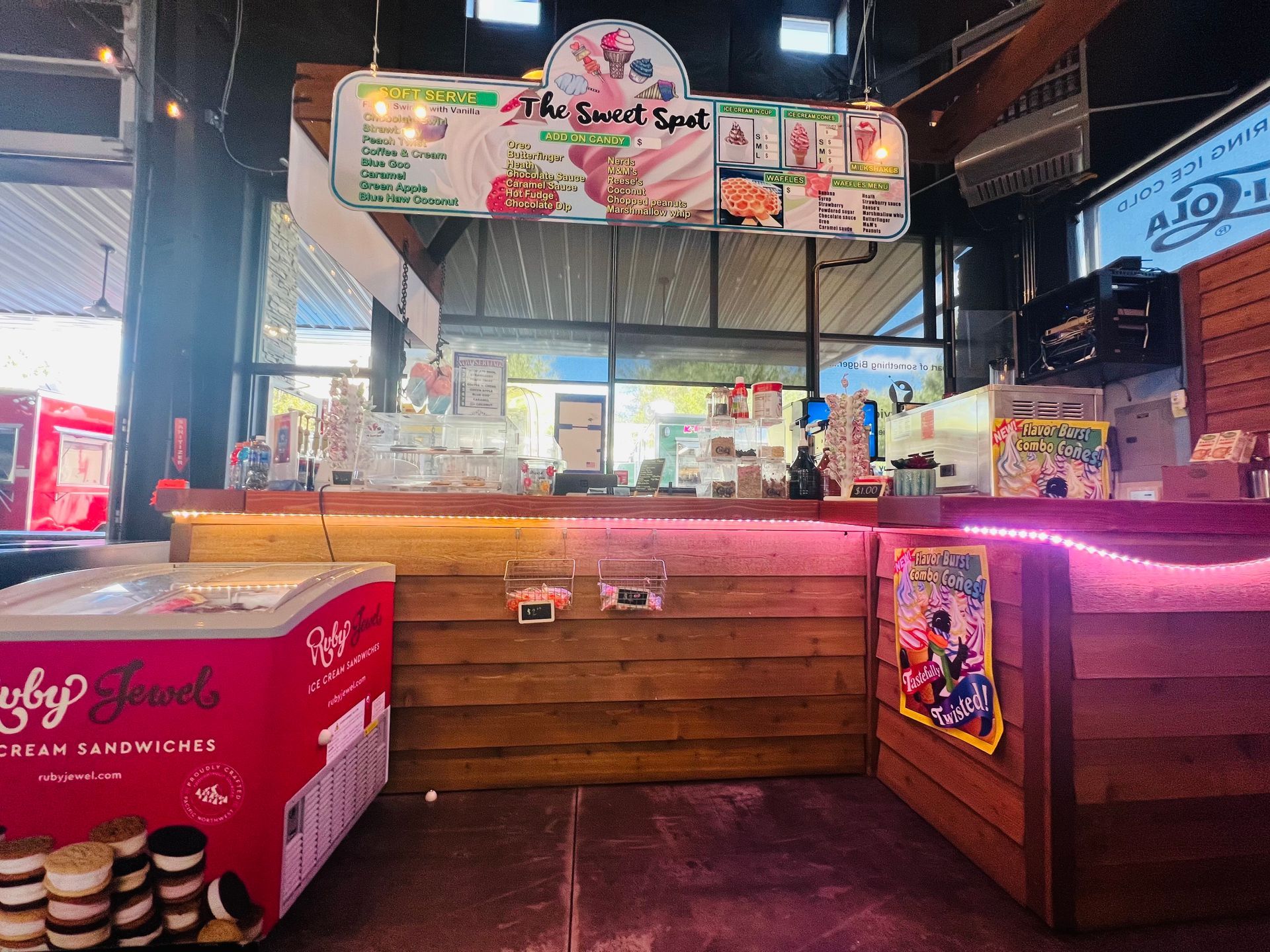 Food Carts - Happy Valley Station