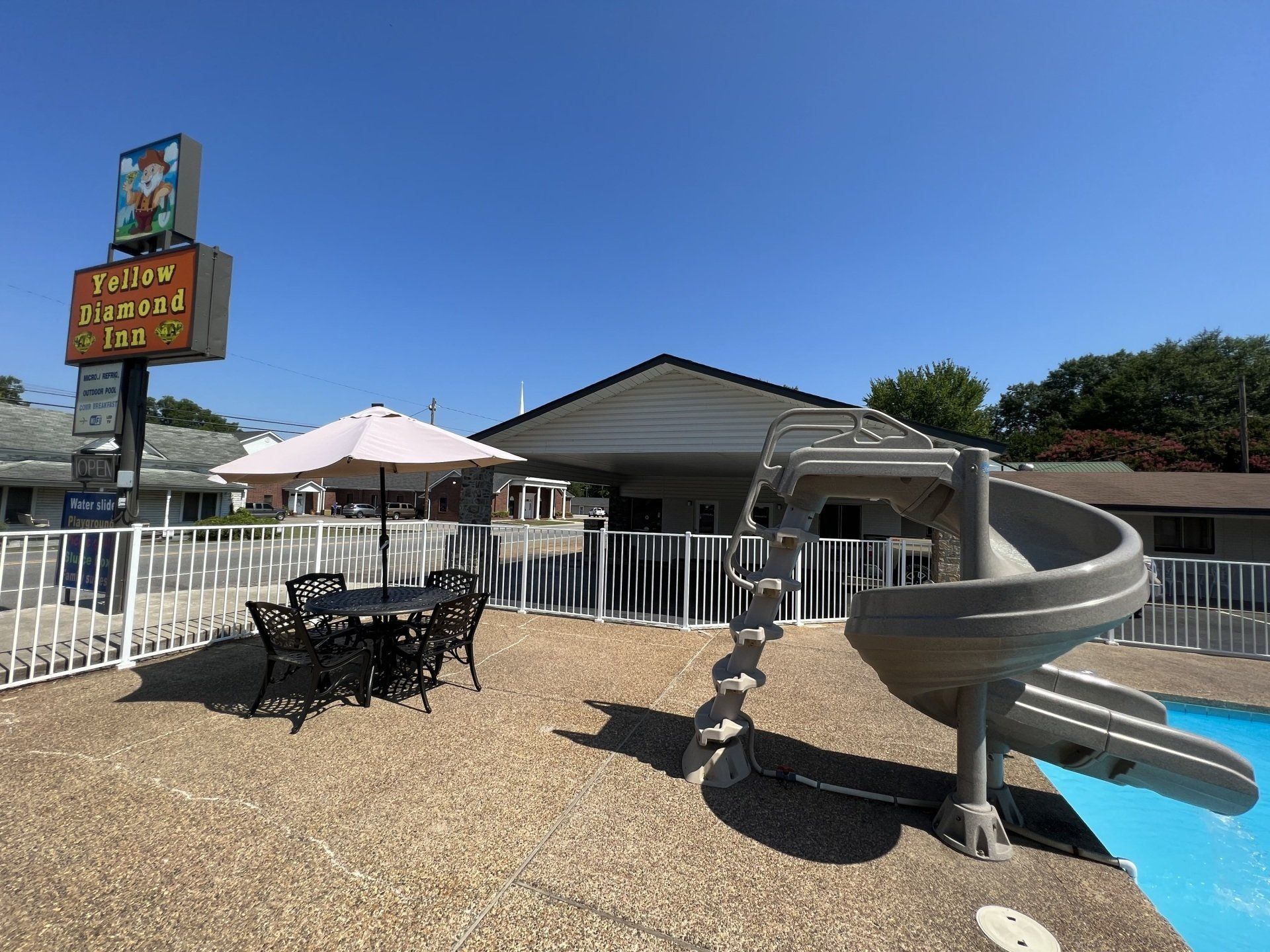 HOME [www.yellowdiamondinn.com]