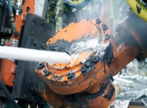 What Is Dry Ice Cleaning | Vehicle Enhancement Inc