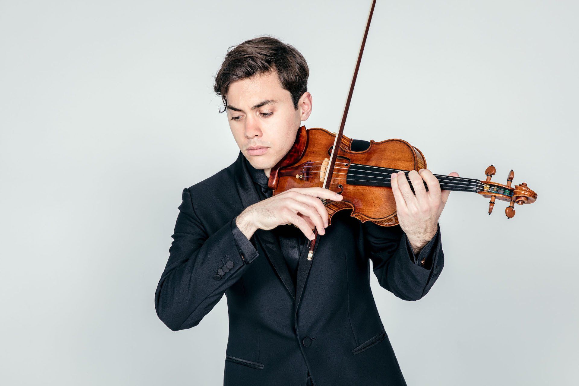 MEET THE SOLOIST: Benjamin Beilman, violin